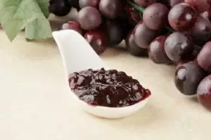 Стъпка по стъпка рецепта за готвене на сладко от грозде за зимата