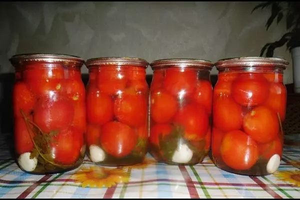 Marinadlangan pomidor
