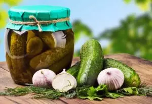 Step-by-step recipe for marinated cucumbers in Hungarian for the winter